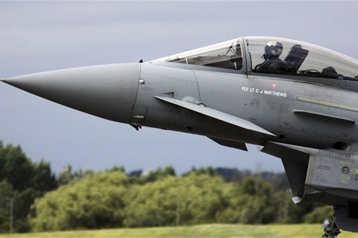 DE&S GoCo competition on its last legs as bidder withdraws