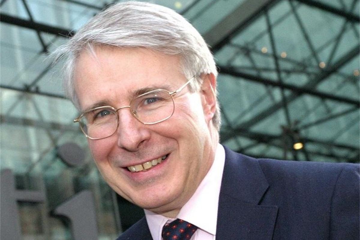 'Private sector chiefs see lots to admire in the civil service': Mark ...