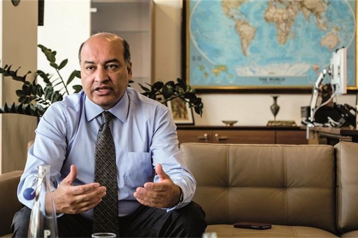 Ministers don't shout loud enough about civil service achievements ...