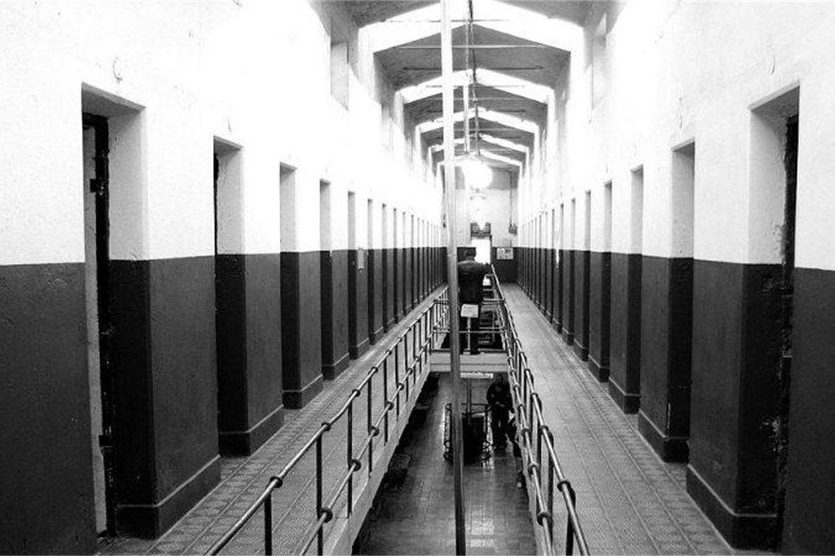 Justice secretary confirms MoJ prison recruitment plan