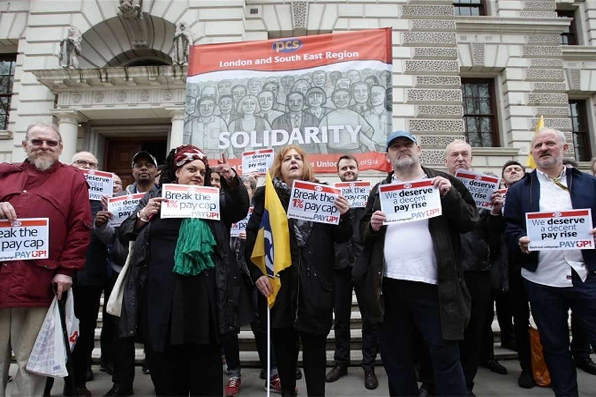 Anger as Cabinet Office knocks back petition for 10% civil service pay rise