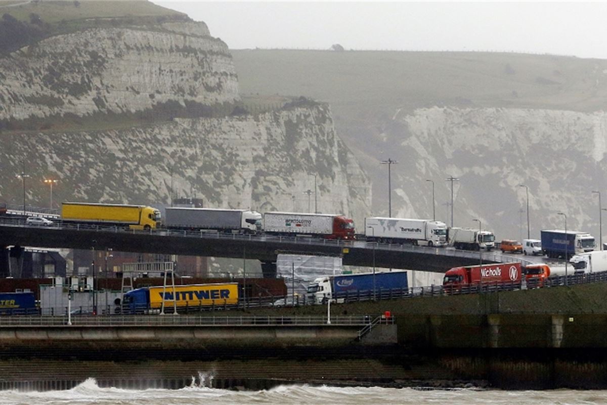 Border disruption 'inevitable' after Brexit transition ends, Chisholm warns
