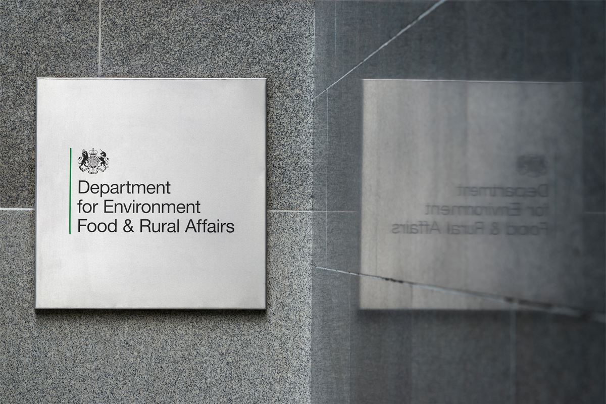 Defra announces hiring freeze