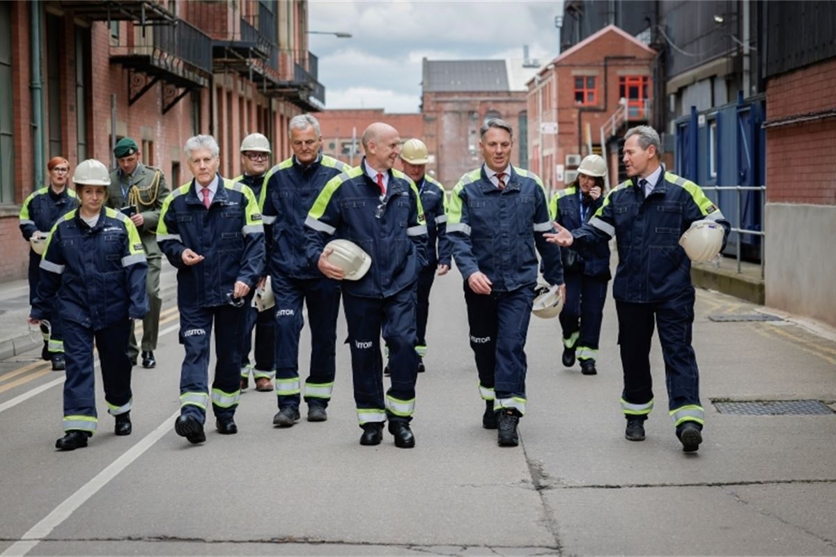 Defence review 'must come with a workforce plan', union warns