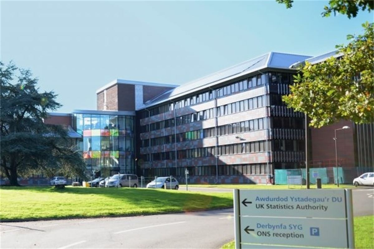 ONS staff vote to extend strike mandate in office-attendance dispute