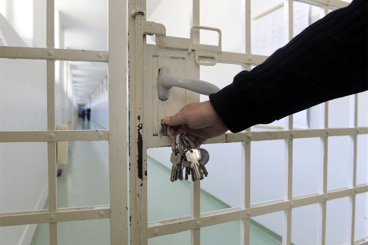 Prison officers get temporary visa exemption to stave off staffing crisis